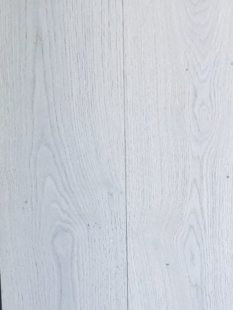 Fine Quality 190mm Wide Engineered Oak Plank Wood Flooring with a ...